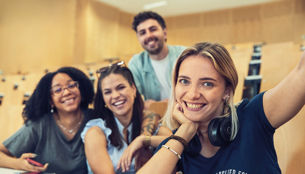 Services & IT Offers - FHWien der WKW