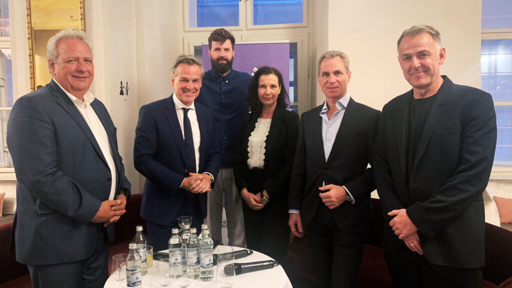 Themenreisen, Diskussionen, Jury-Mitglied – Die Expertise der ...